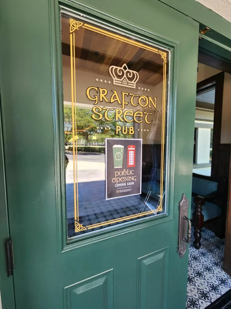 Stylish Privacy: How Glass Door Lettering Balances Design and Discretion